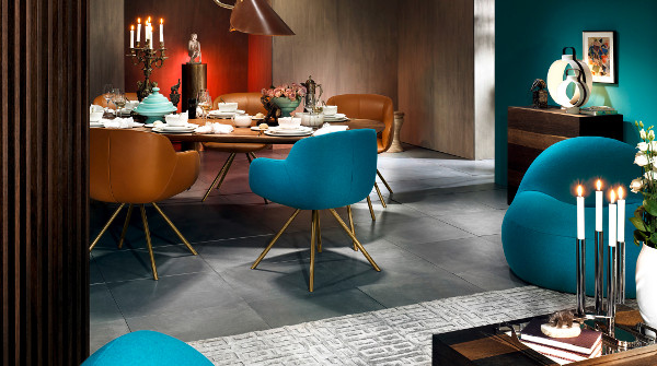 Porzellan trifft Sofa:wohndesigners